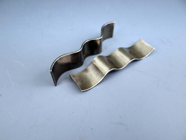 FLOOR BOARD - HOLD DOWN SPRING CLIP - M198 – im356-911